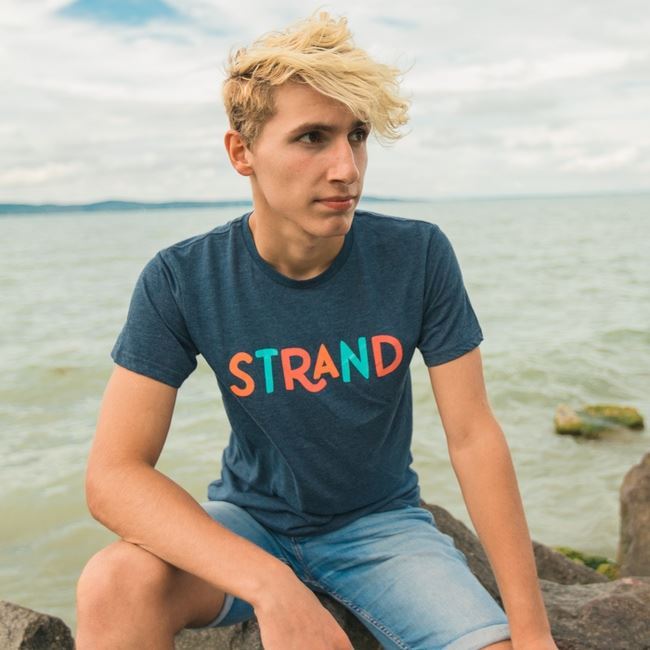 STRAND // Men Sign T-shirt ⋆ Strand Fesztivál